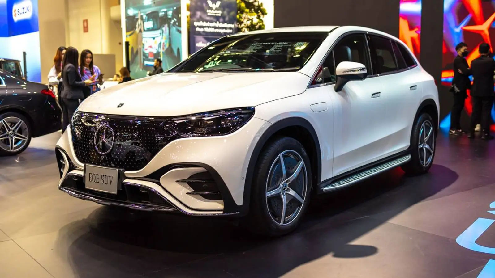 Mercedes-Benz lopettaa EQE-mallit – C‑luokan EQ ja GLC EQ