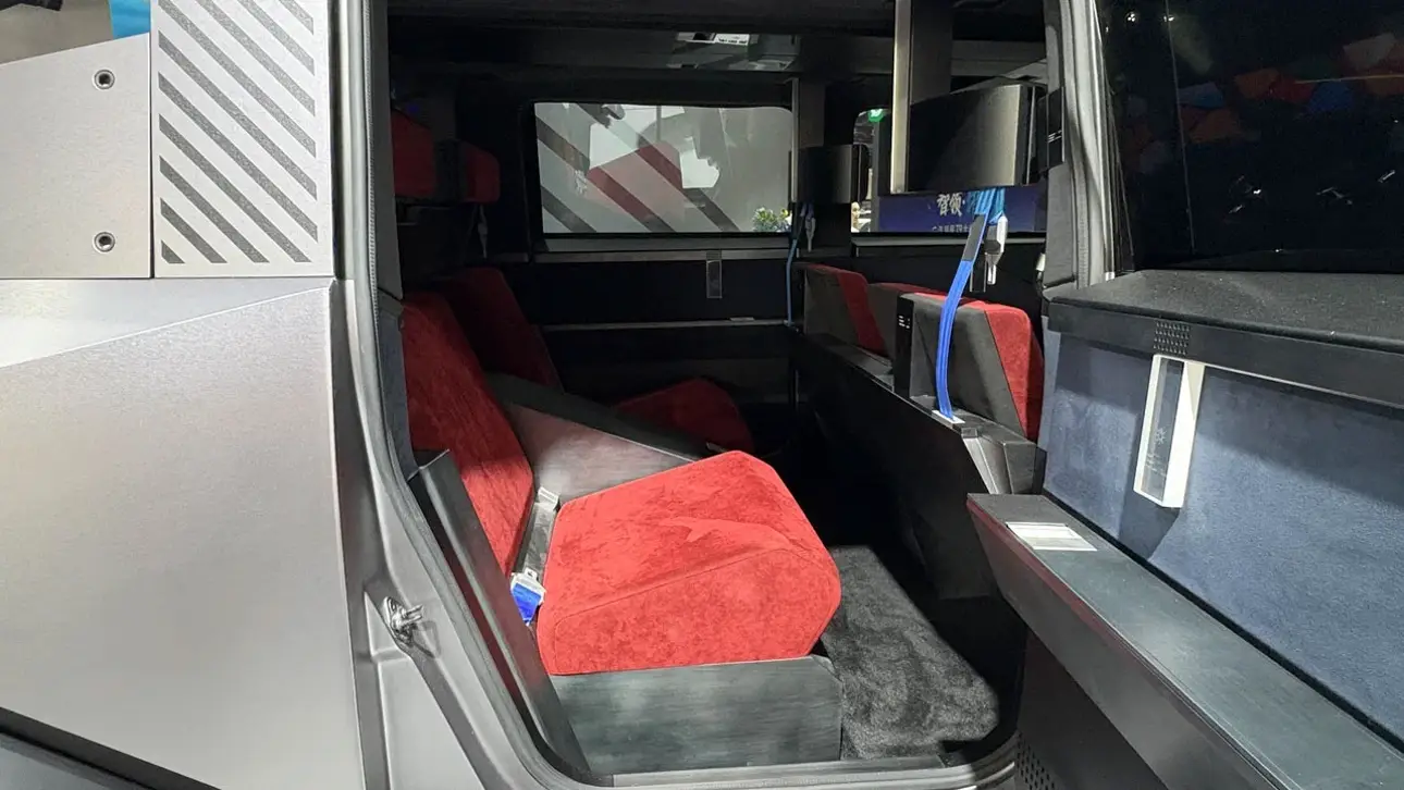 GAC Pickup 01: Cybertruck-style EV truck with sliding wheel